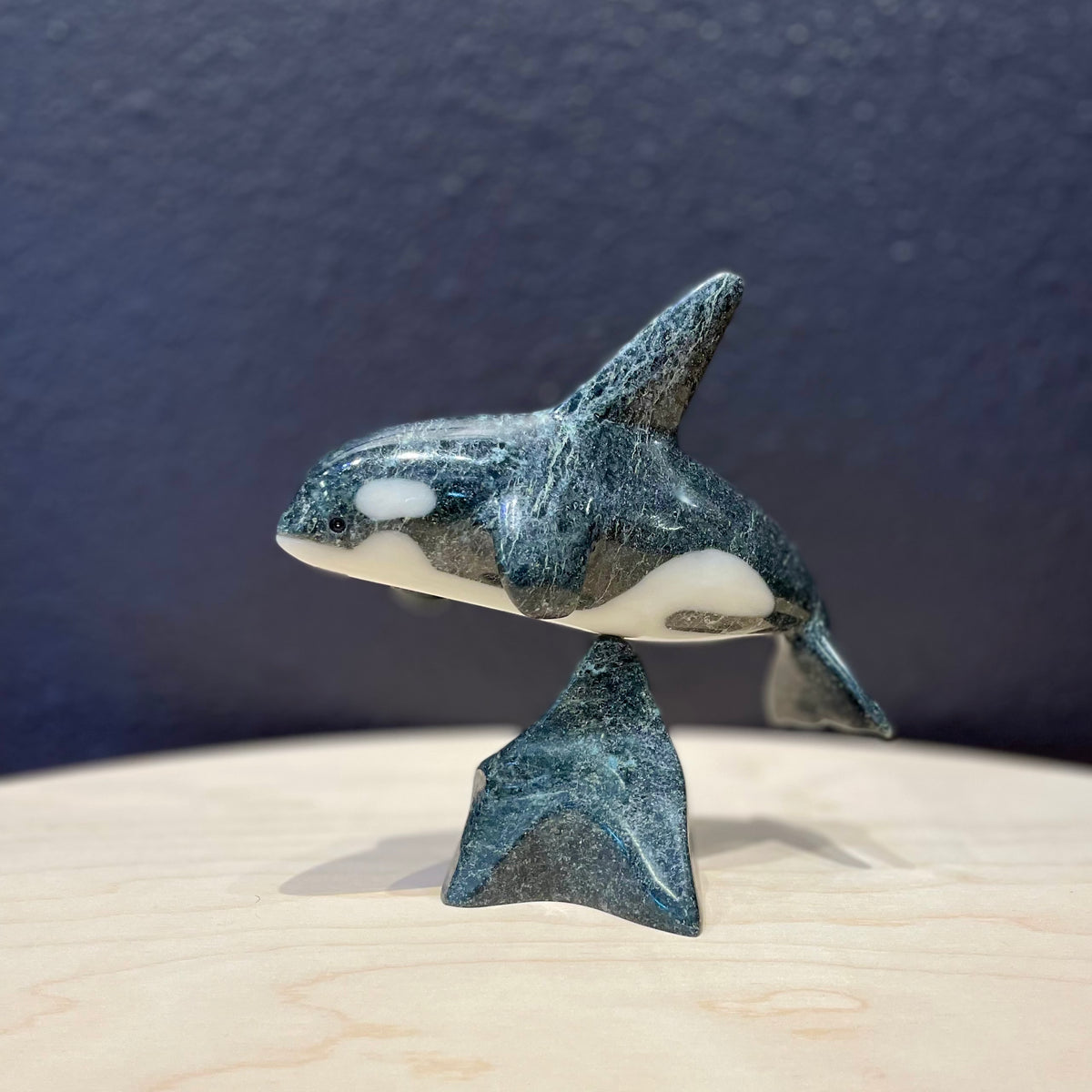 Killer Whale Inuit Carving, by Johnnysa Mathewsie– Raven Makes Gallery