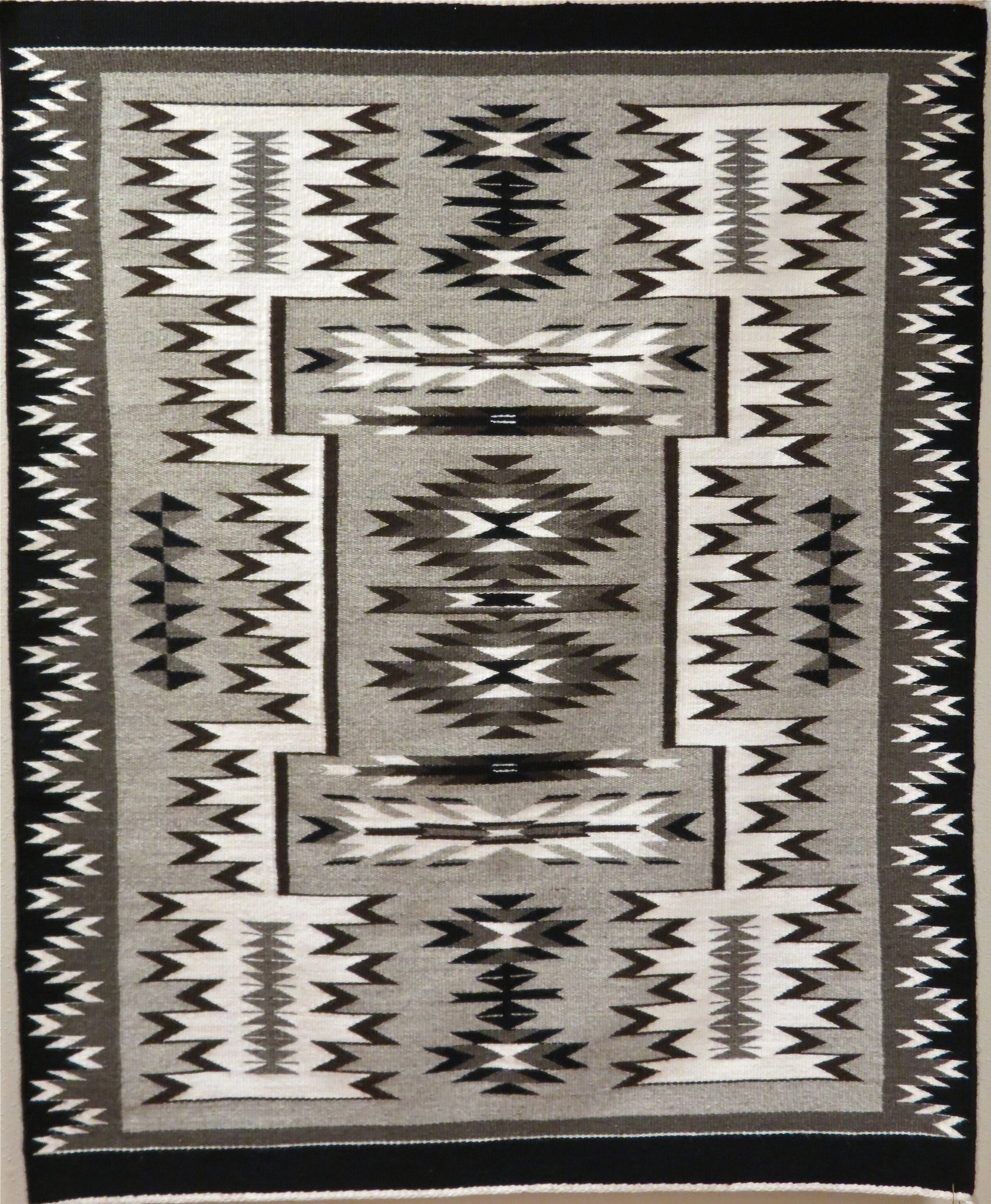 Fine Navajo Rugs in Permanent Collections– Raven Makes Gallery