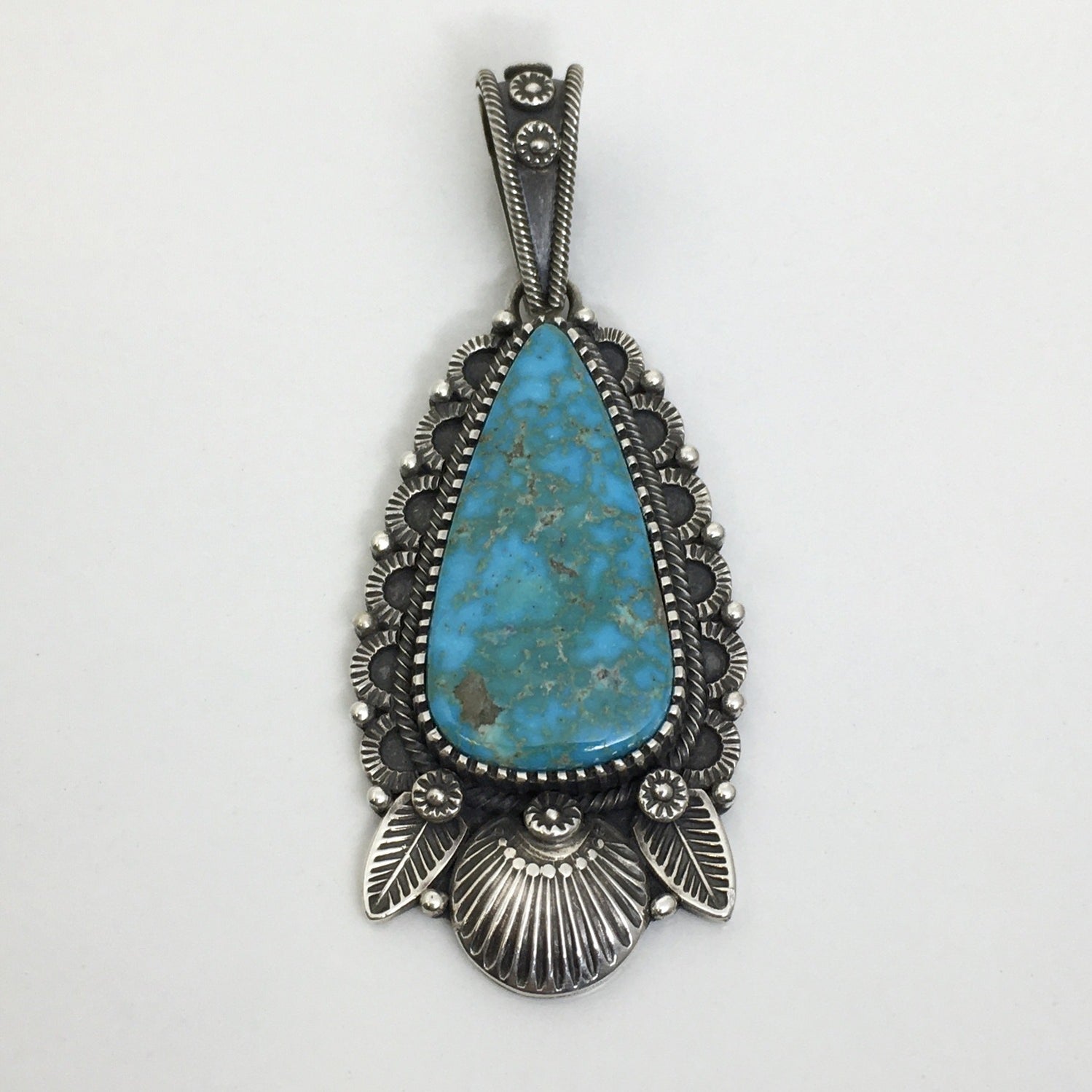 Ivan Howard, Diné (Navajo) Fine Navajo Jewelry at Raven Makes Gallery