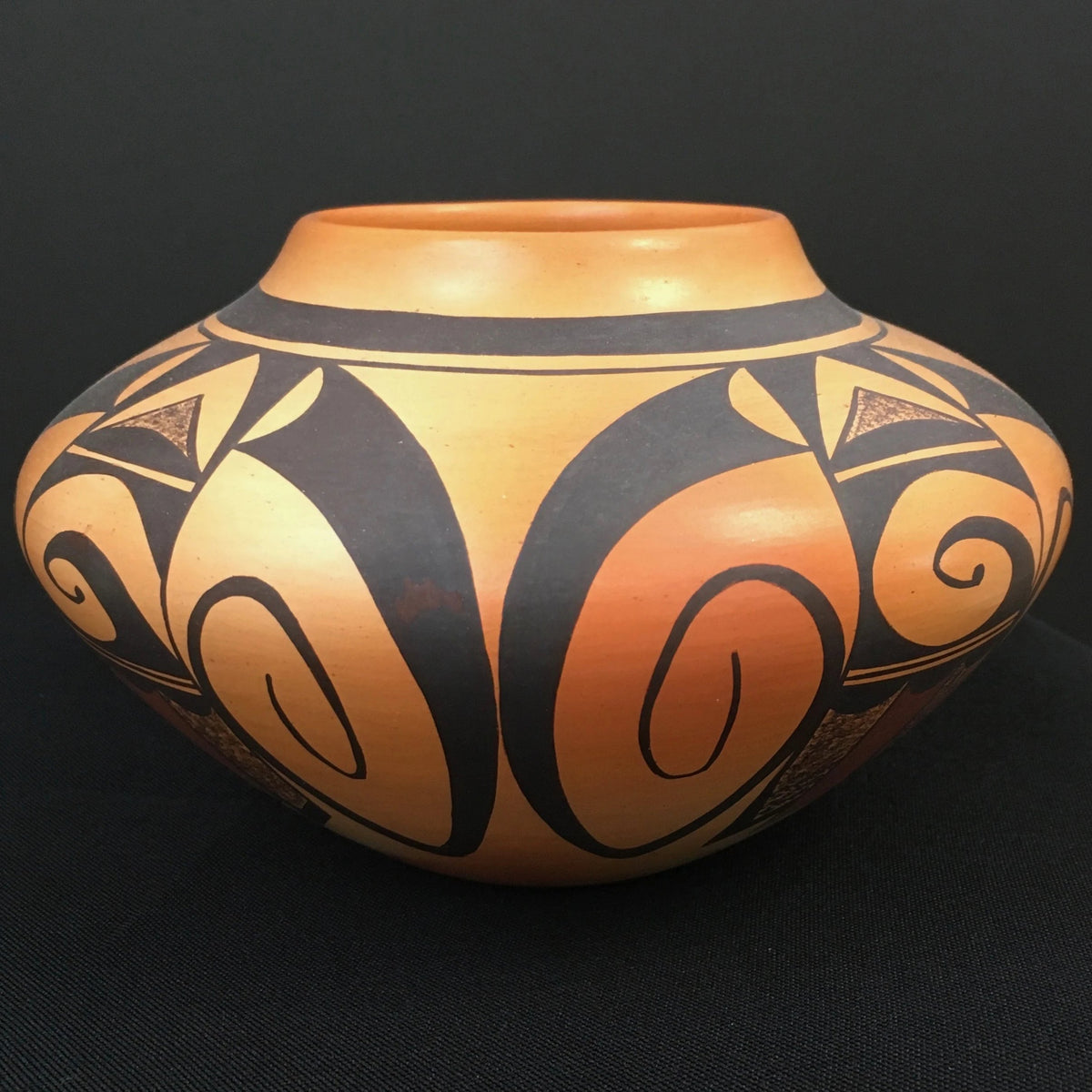 Water Symbols and Abstracts Hopi Pot, by Garret Maho– Raven Makes Gallery